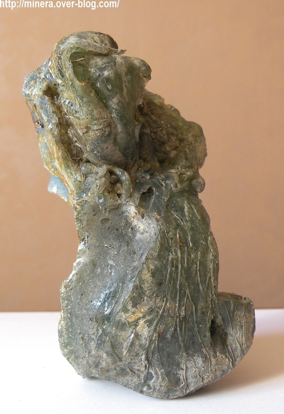 Laitiers et scories - minera.over-blog.com