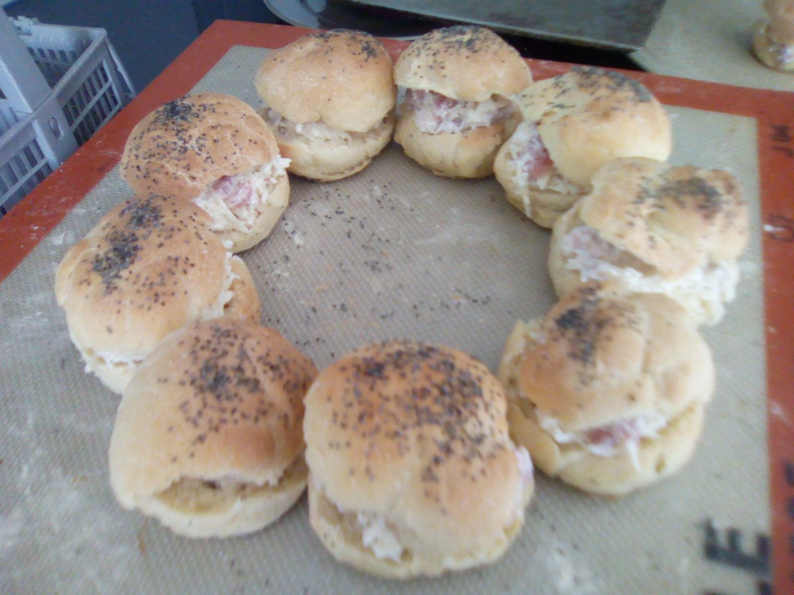 Couronne de pain garni (avec ou sans companion) - Mes Meilleures ...