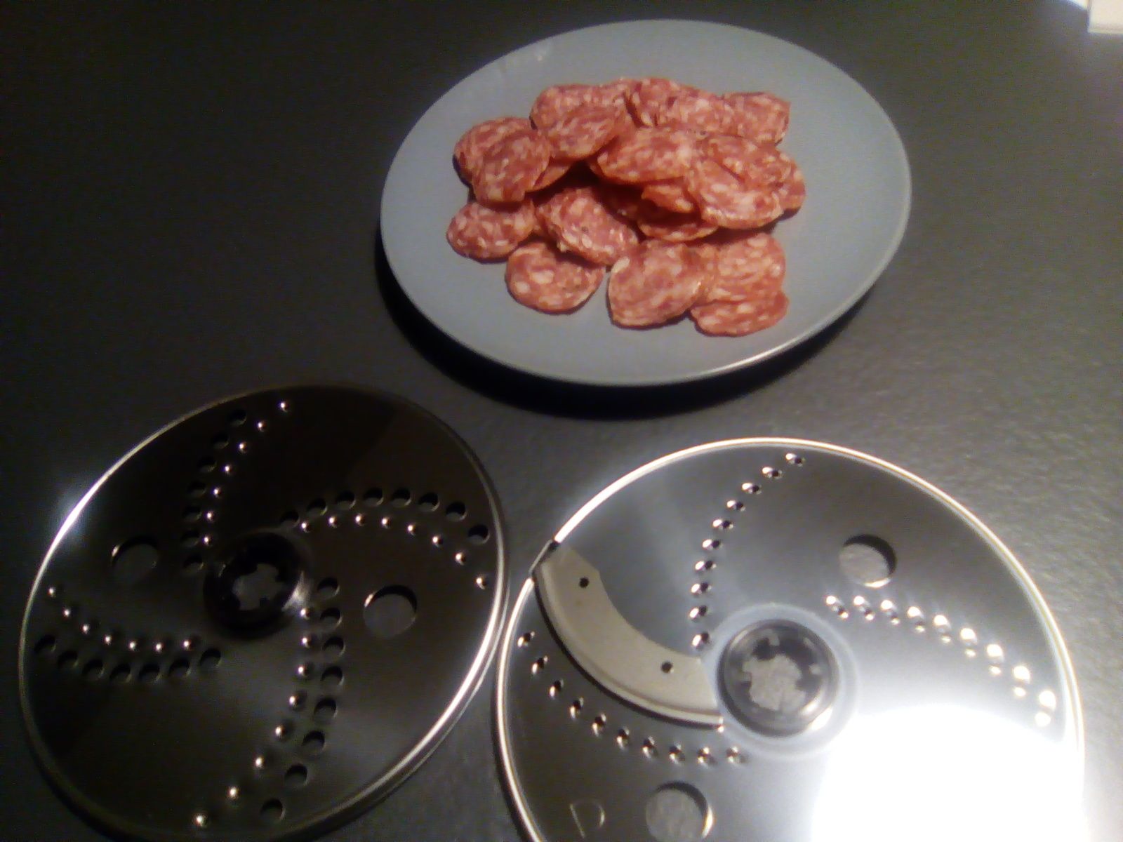 Couper du saucisson au companion - Mes Meilleures Recettes Faciles