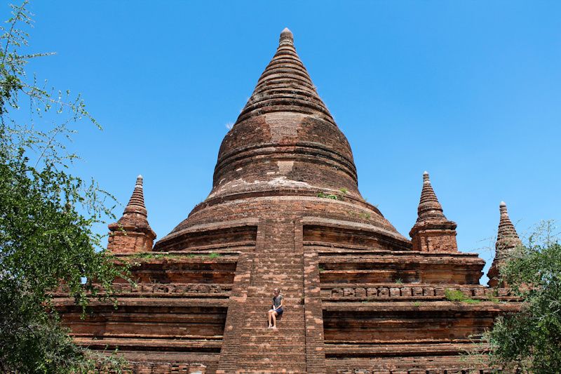 Birmanie: Bagan, suite de l'aventure en E-bike! - Elena & Vincent