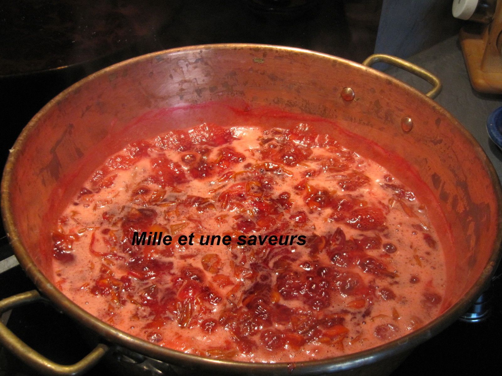 Confiture de petites prunes rouges - mille et une saveurs dans ma cuisine