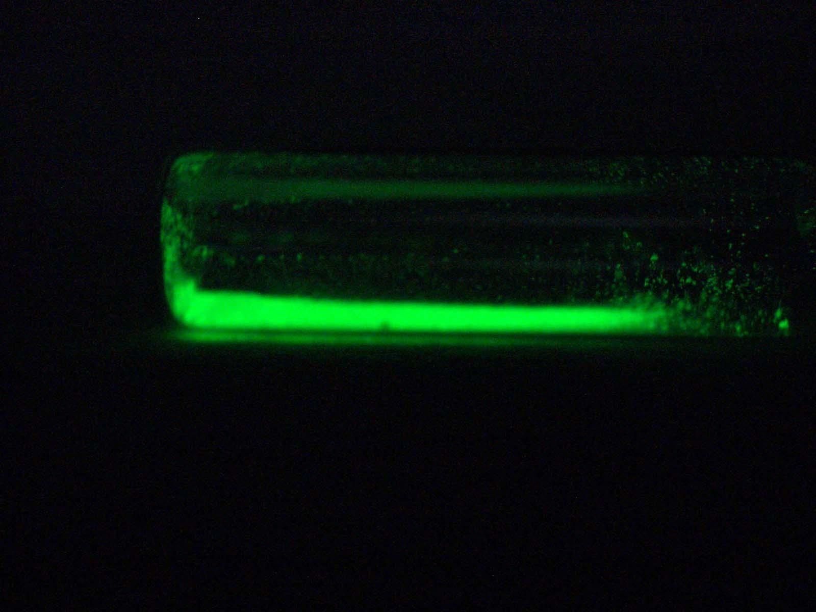 L'histoire de l'uranium et du radium. - • Présentation du radium et de ...