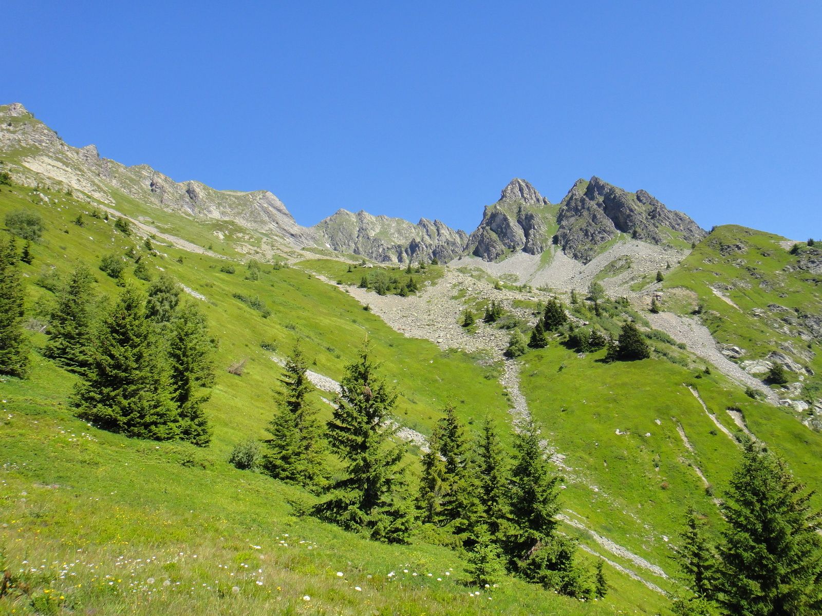 Lac de la Fare (2641m), depuis Oz, par le Col du Sabot et le Col du ...