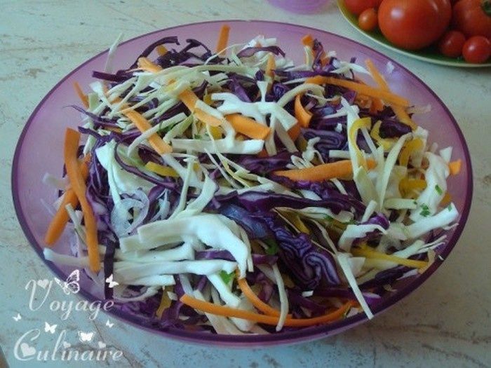 Salade aux deux choux et vinaigrette au citron vert - Voyage Culinaire ...