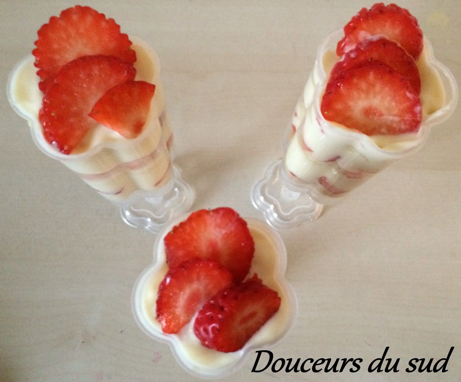 Push cake facon Fraisier - Douceurs du sud