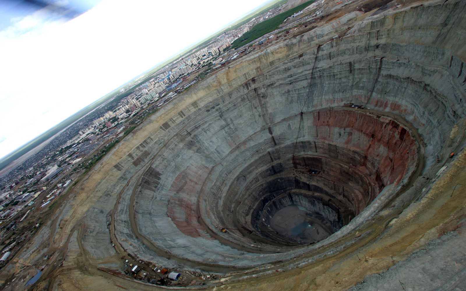 La mine de Mir, Russie, Lieu insolite - Quilaztli, un petit monde d ...