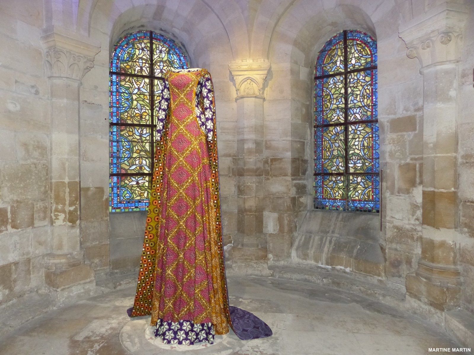 Photos exposition Grandes robes royales à la Basilique de Saint-Denis