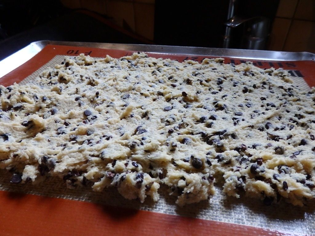 Cookie géant au grué et pépites de chocolat - Plume et cocottes