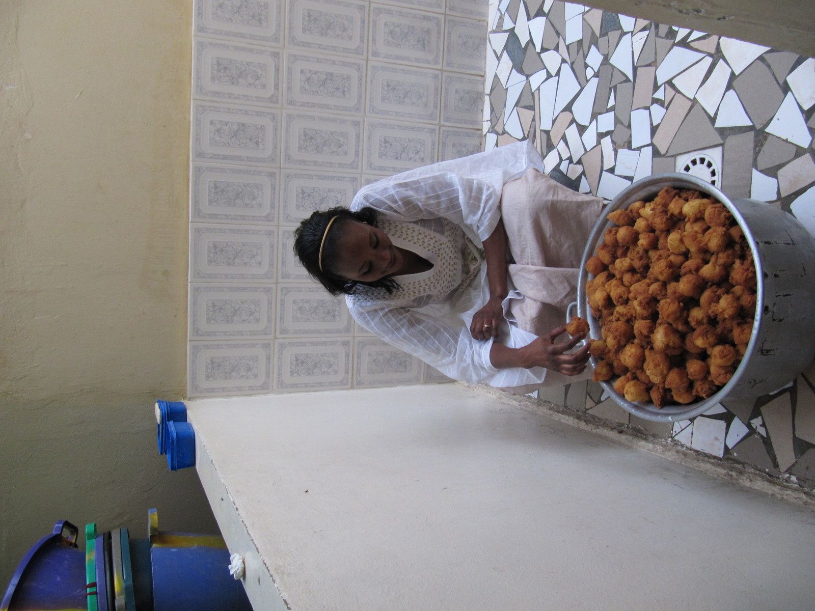 Les petits beignets du Sénégal ! | African food, Dog food recipes, Food ...