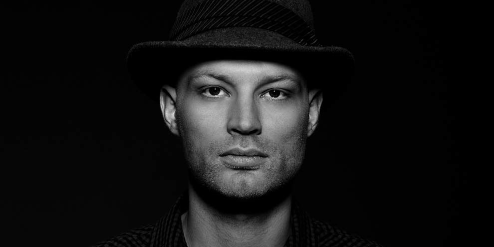 tomas barfod, artiste d'origine danoise leader charismatique de ...