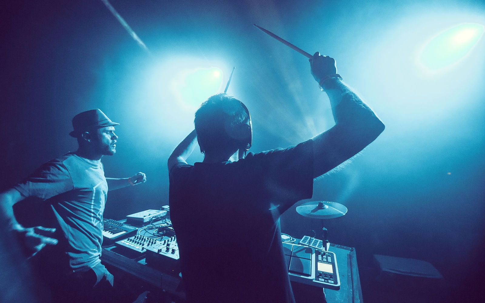 ben stocker et chixx alias tambour battant, de vraies figures de la ...