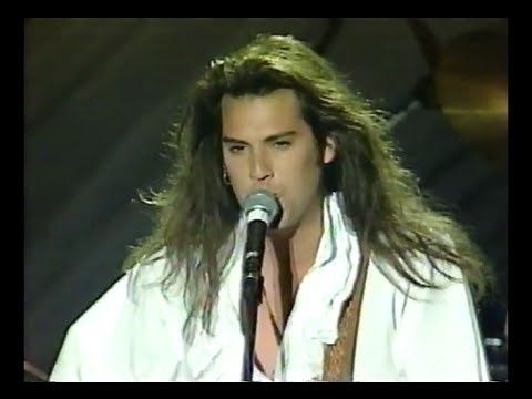 patrick bourgeois chanteur des bb, le chanteur de ce groupe fort ...