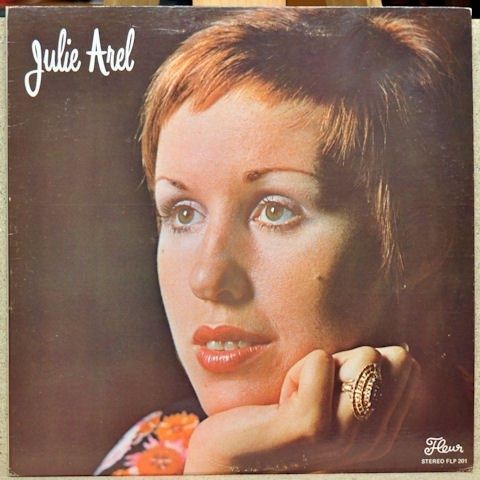 julie arel, une chanteuse canadienne, auteure-compositrice et ...