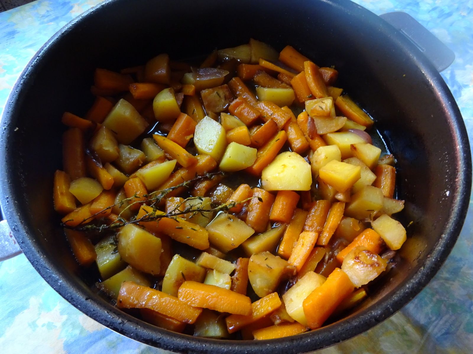 Ragout de carottes et pommes de terre – Cuisine miame