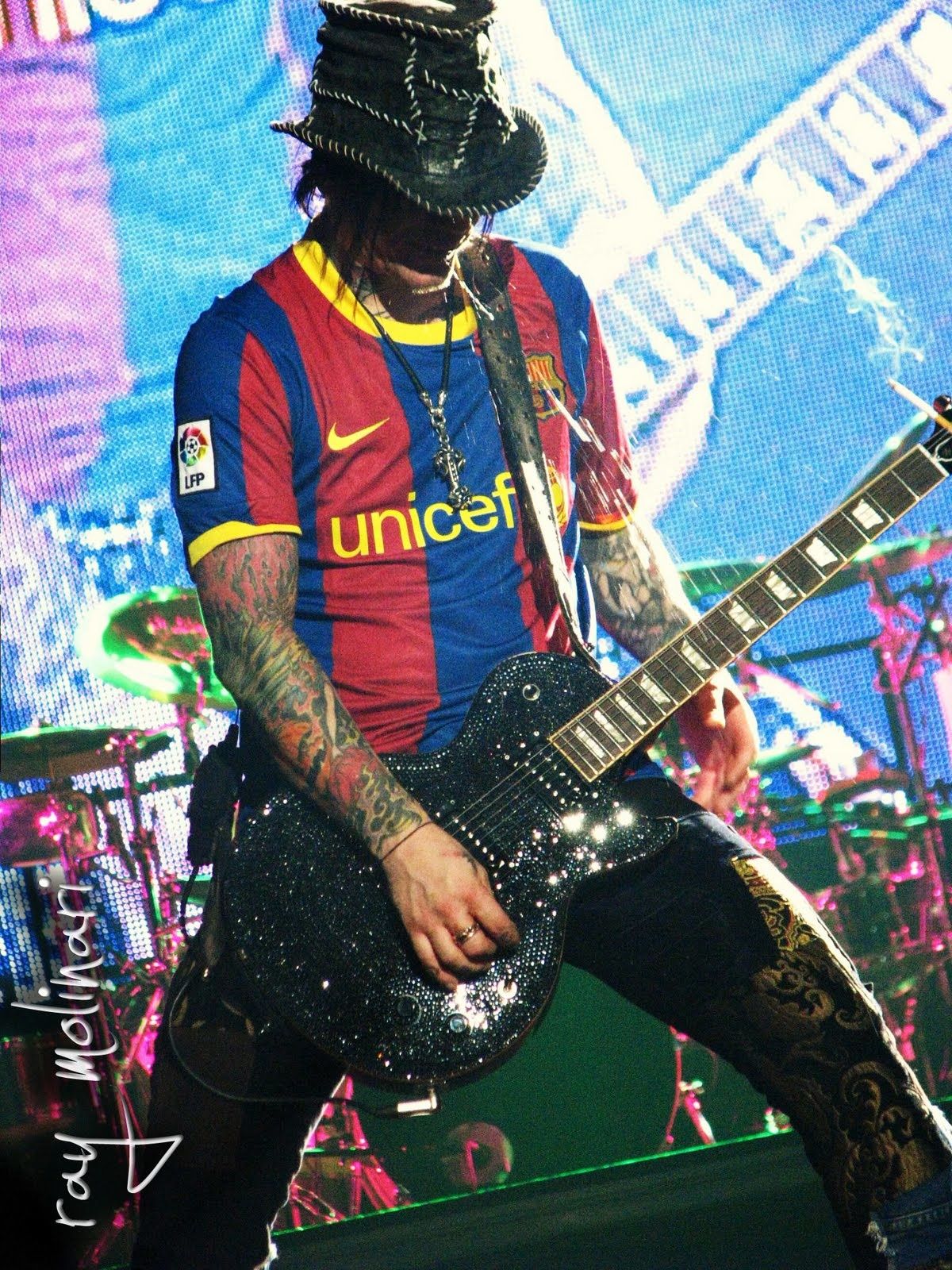 Happy birthday, DJ Ashba - Classic Rock Stars Birthdays