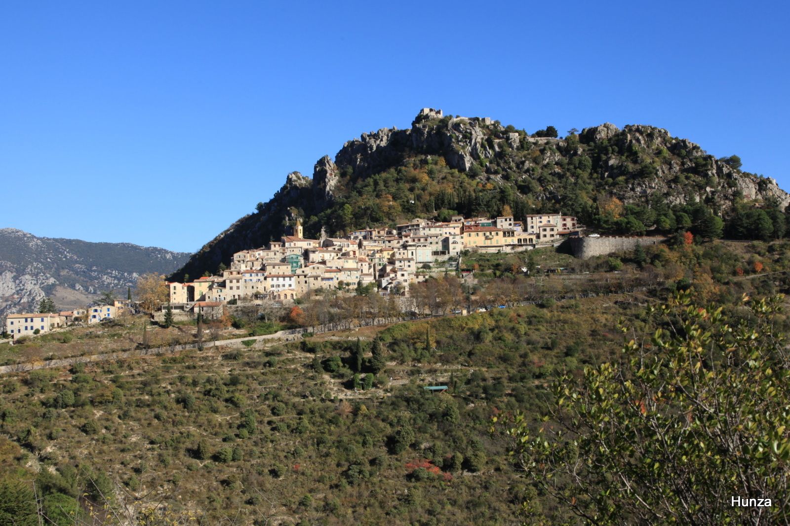 Visiter Sainte-Agnes, un très beau village perché au-dessus de Menton ...