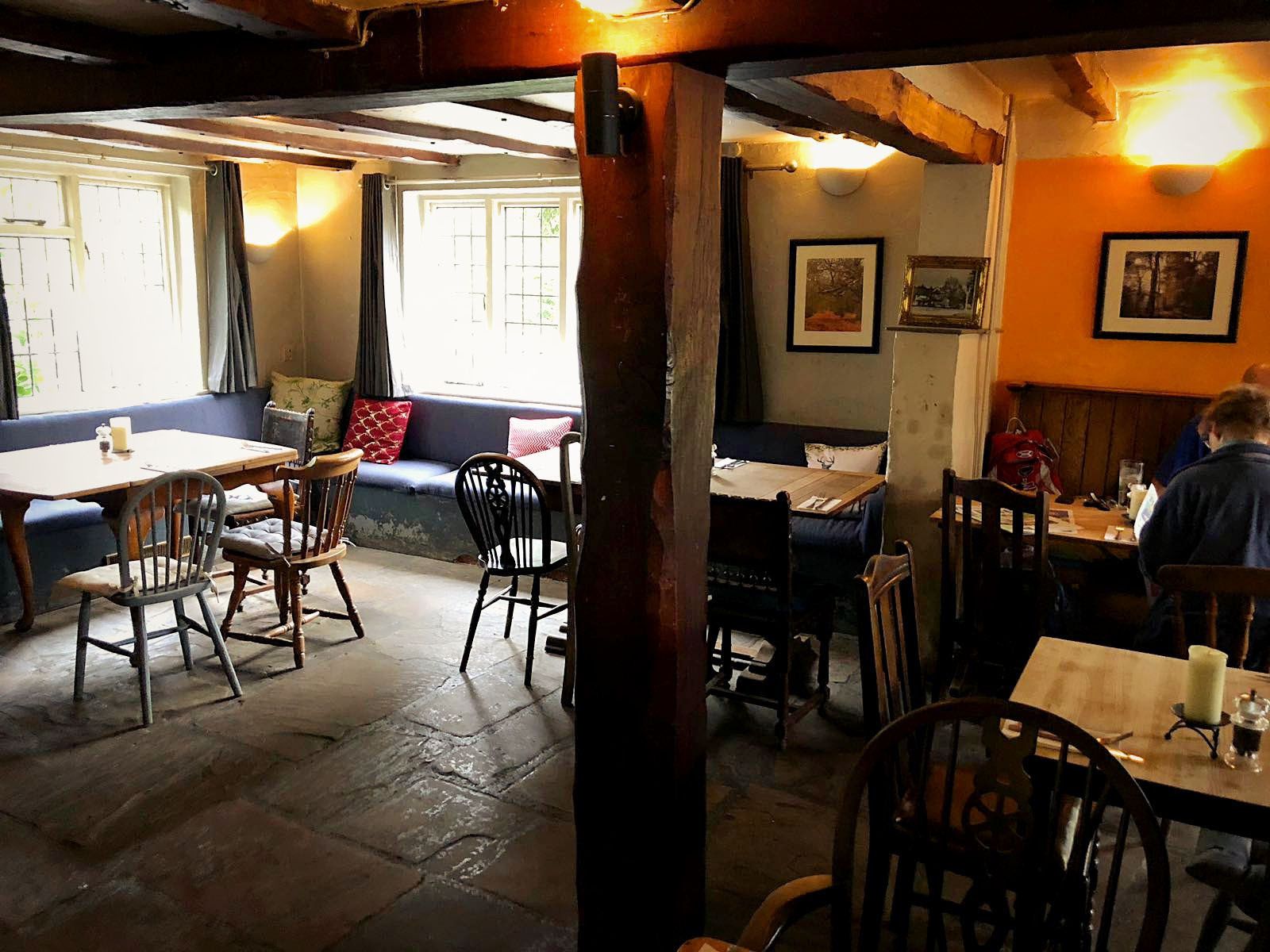 Les voyages de Caroline... Leith Hill et restaurant "The Abinger Hatch ...