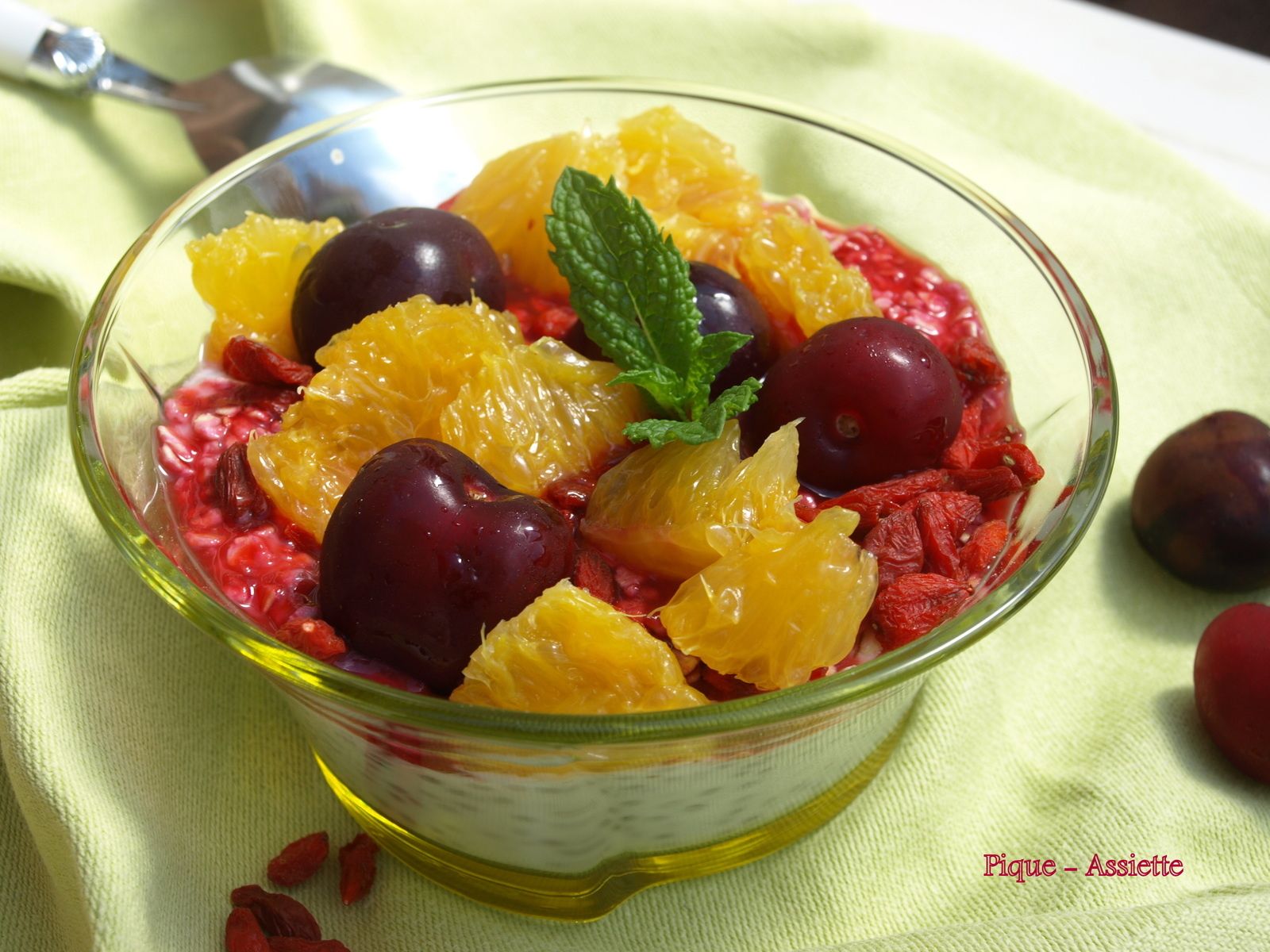 Chia pudding aux fruits rouges. - Pique - Assiette