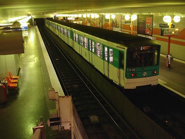 Le MF01, nouveau matériel fer - IRR - Information Réseau RATP