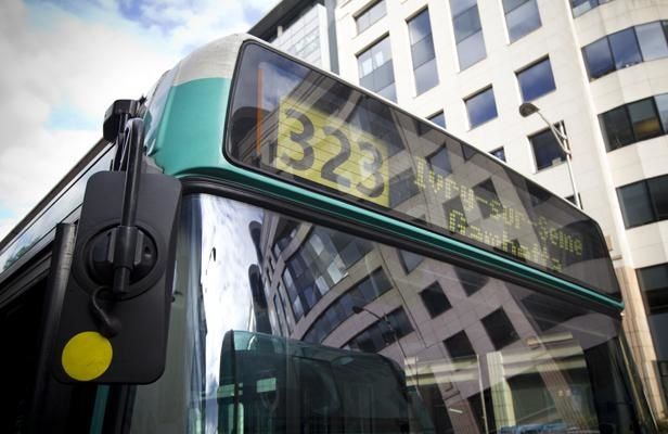 La ligne de bus RATP 323 : Issy-Val de Seine - Ivry - Gambetta - IRR ...