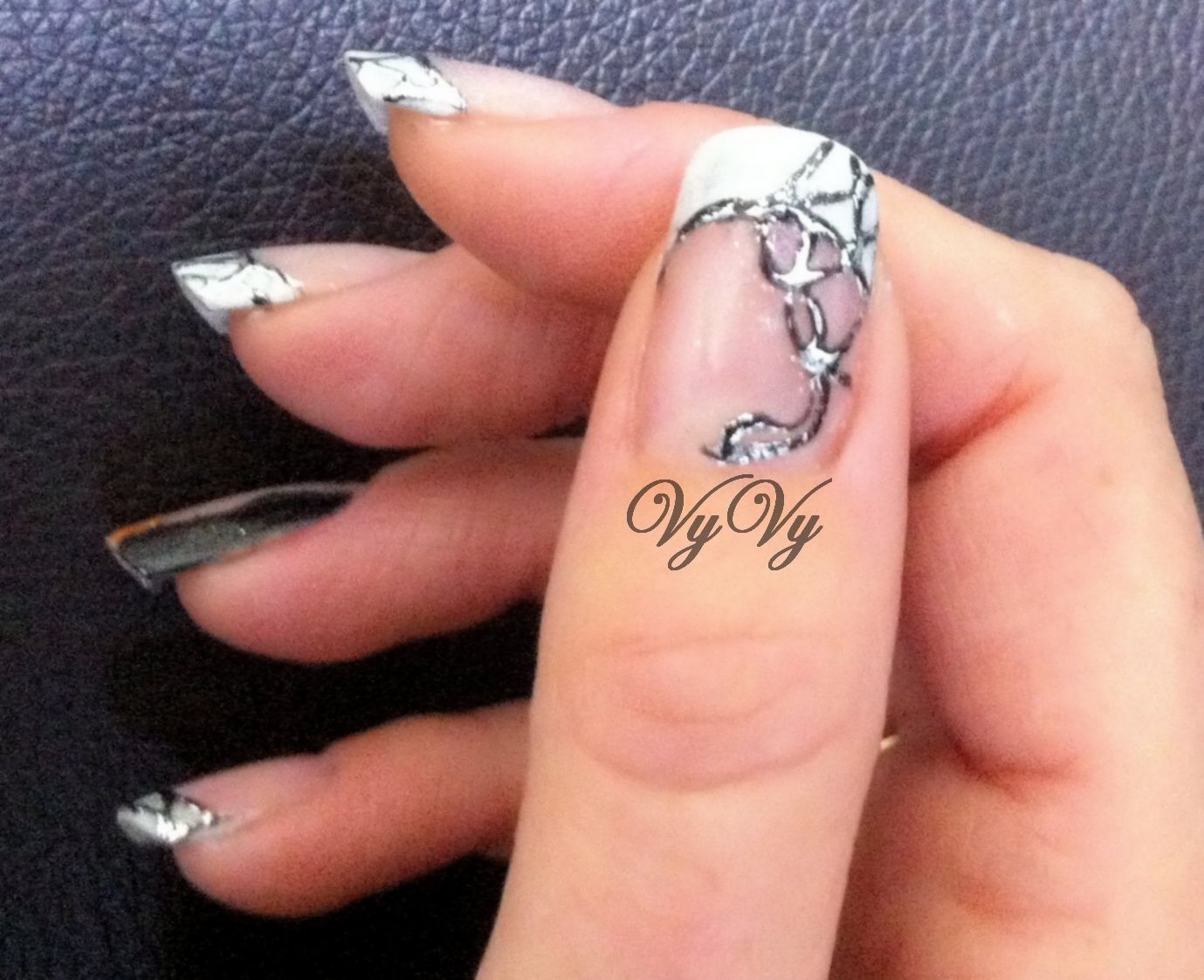 vyvy-nail-art - Débutante en Nail-Art sur ongles naturels, vous pourrez ...