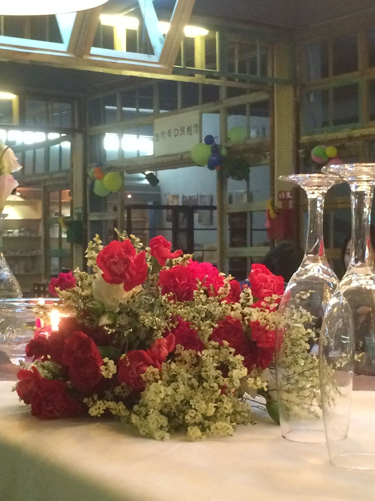 Romantisme à Tanhualin ... autour du vin - Alliance Française de Wuhan