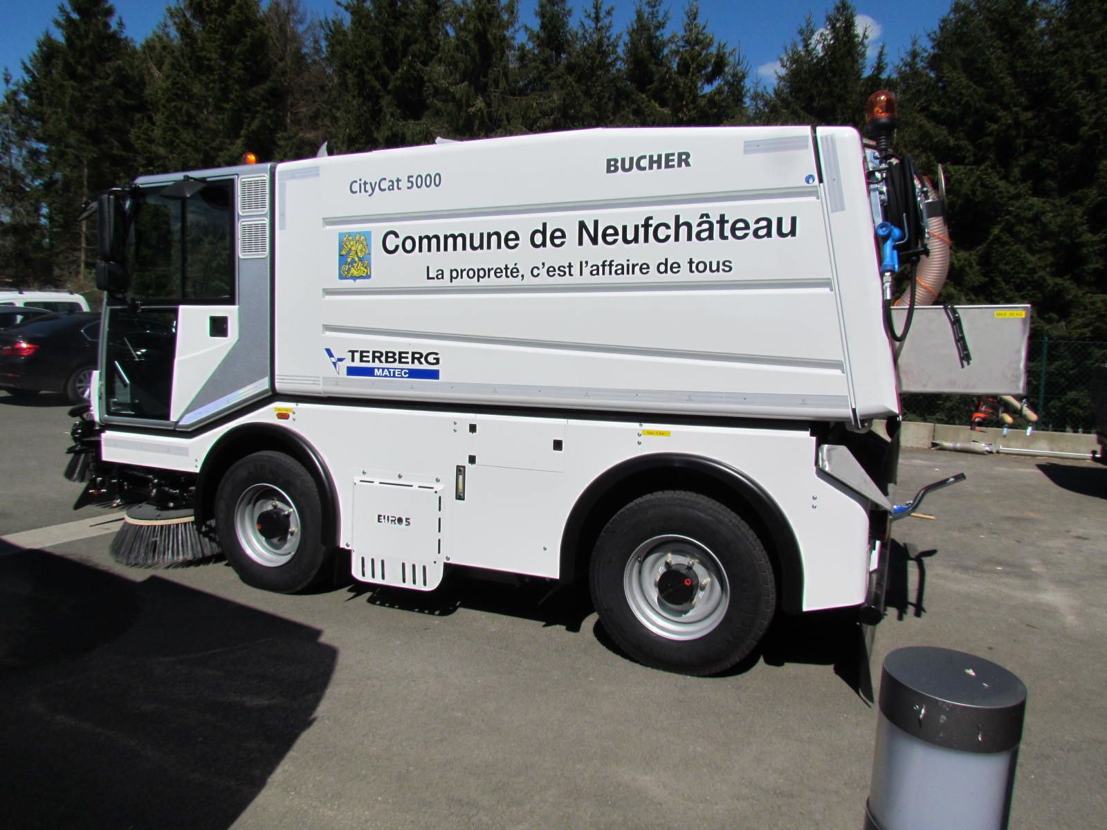 La balayeuse est là - le blog chestrolais