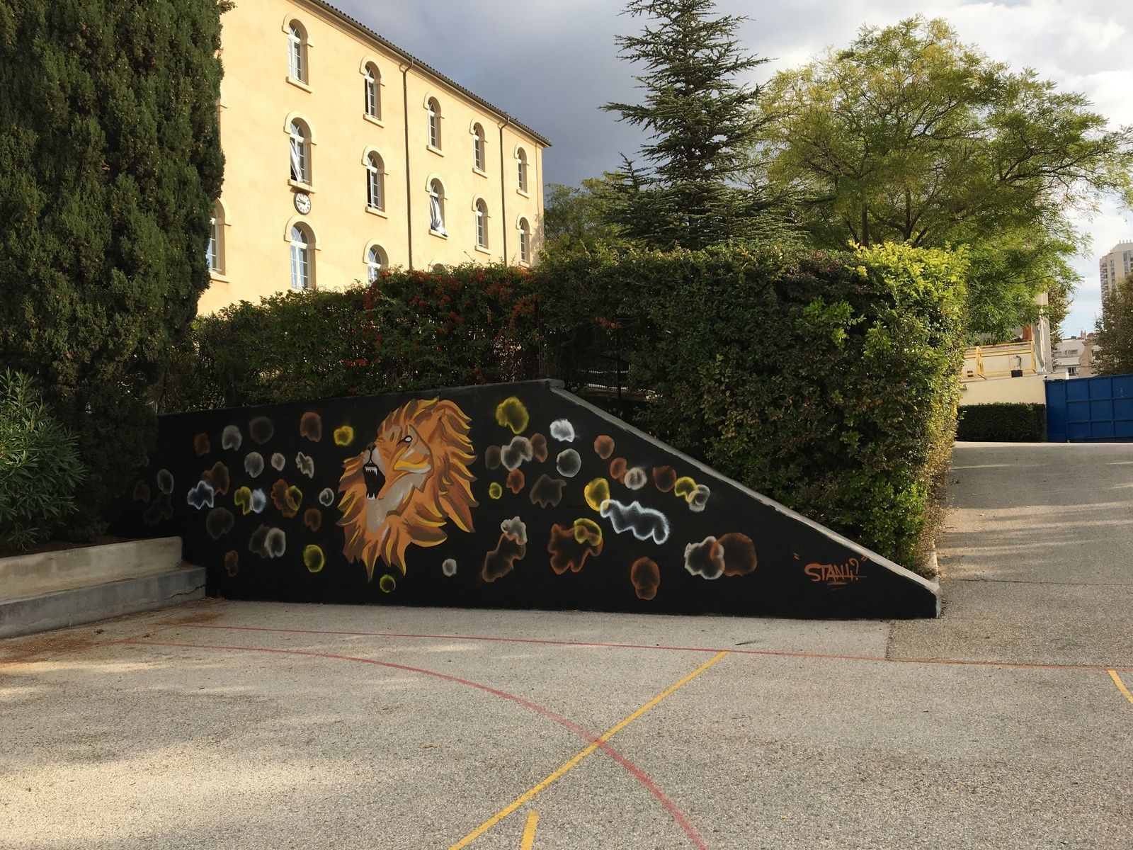 UN MUR ET DES COULEURS... DU GRAPH TOUJOURS ET ENCORE - Le blog de ...