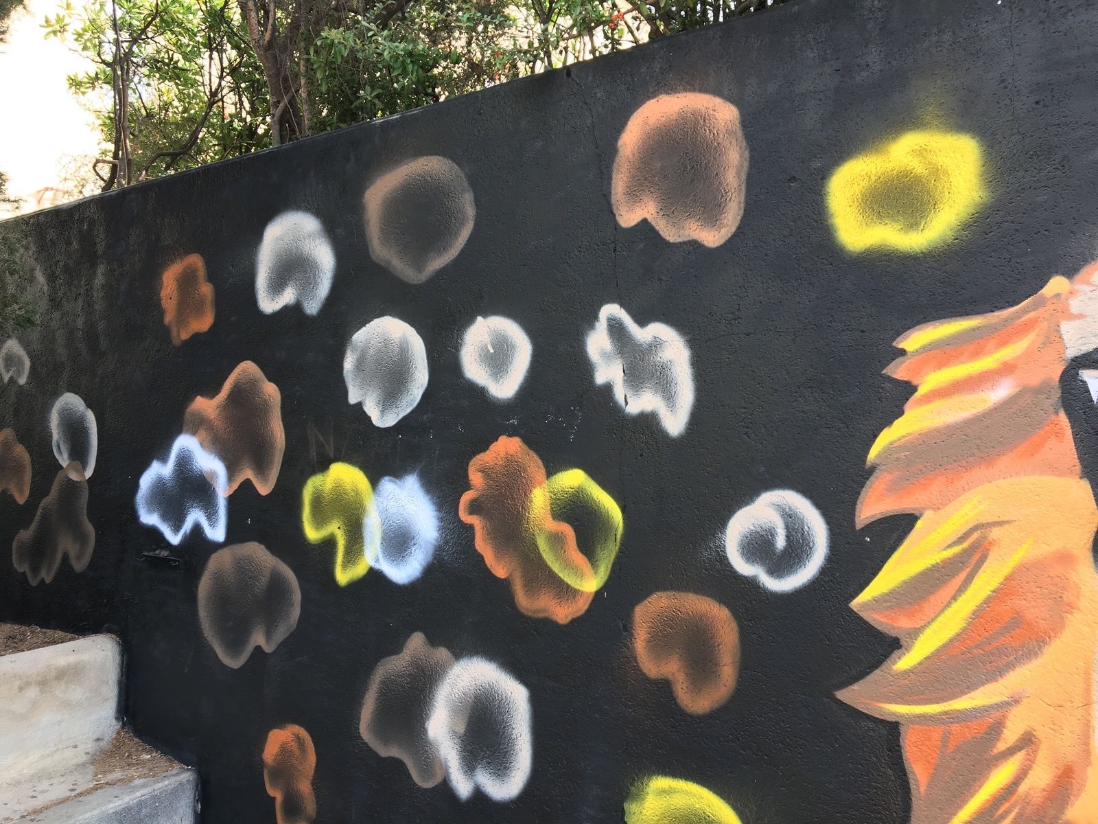 UN MUR ET DES COULEURS... DU GRAPH TOUJOURS ET ENCORE - Le blog de ...