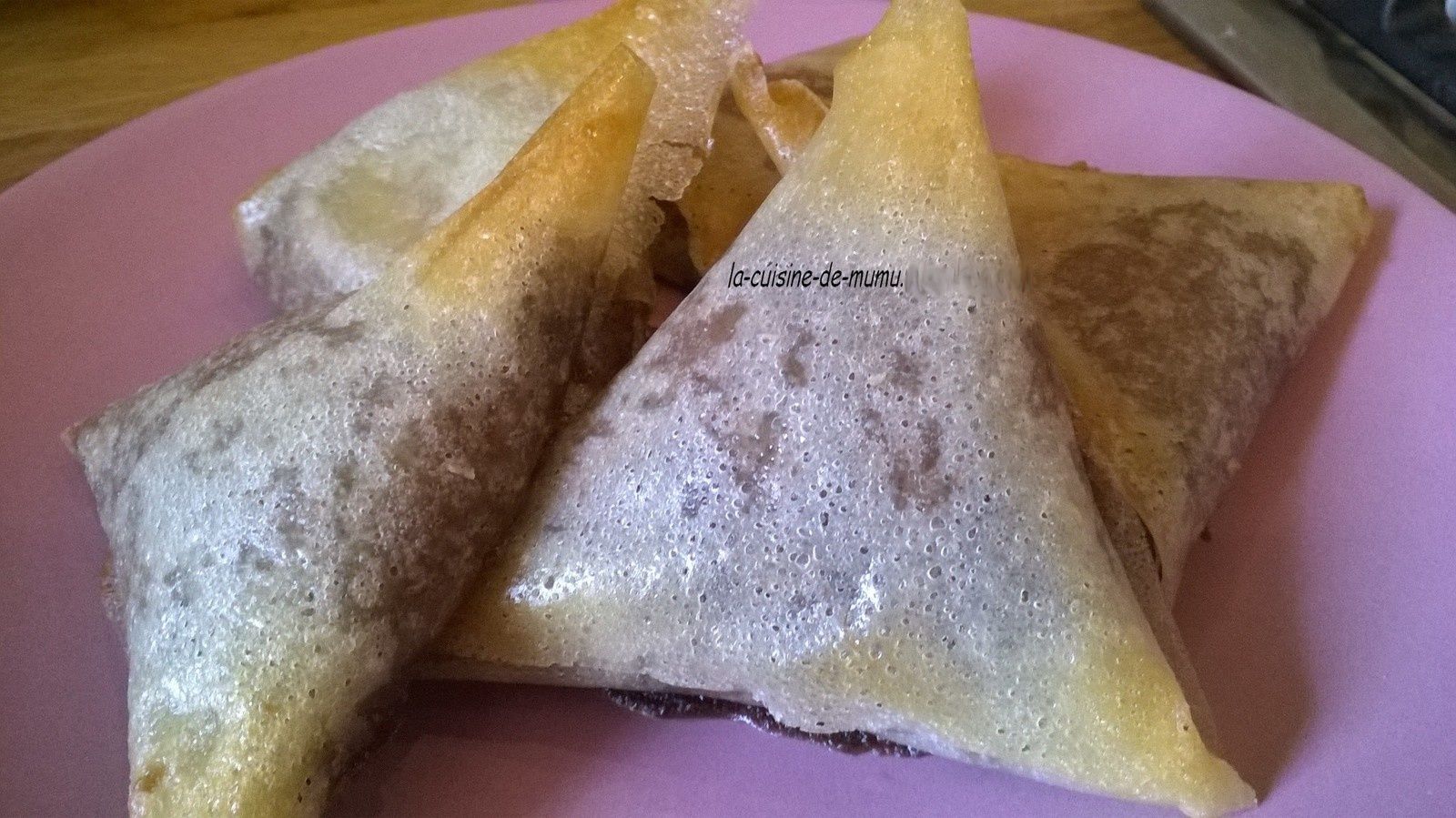Samoussas au chocolat et banane - la-cuisine-de-mumu.over-blog.com