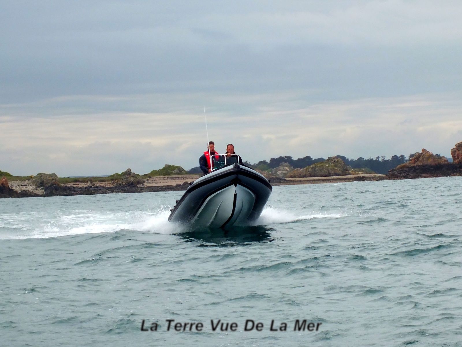 Zeppelin 18 V Pro Suzuki 115 - Le blog d'un passionné de la mer et des ...