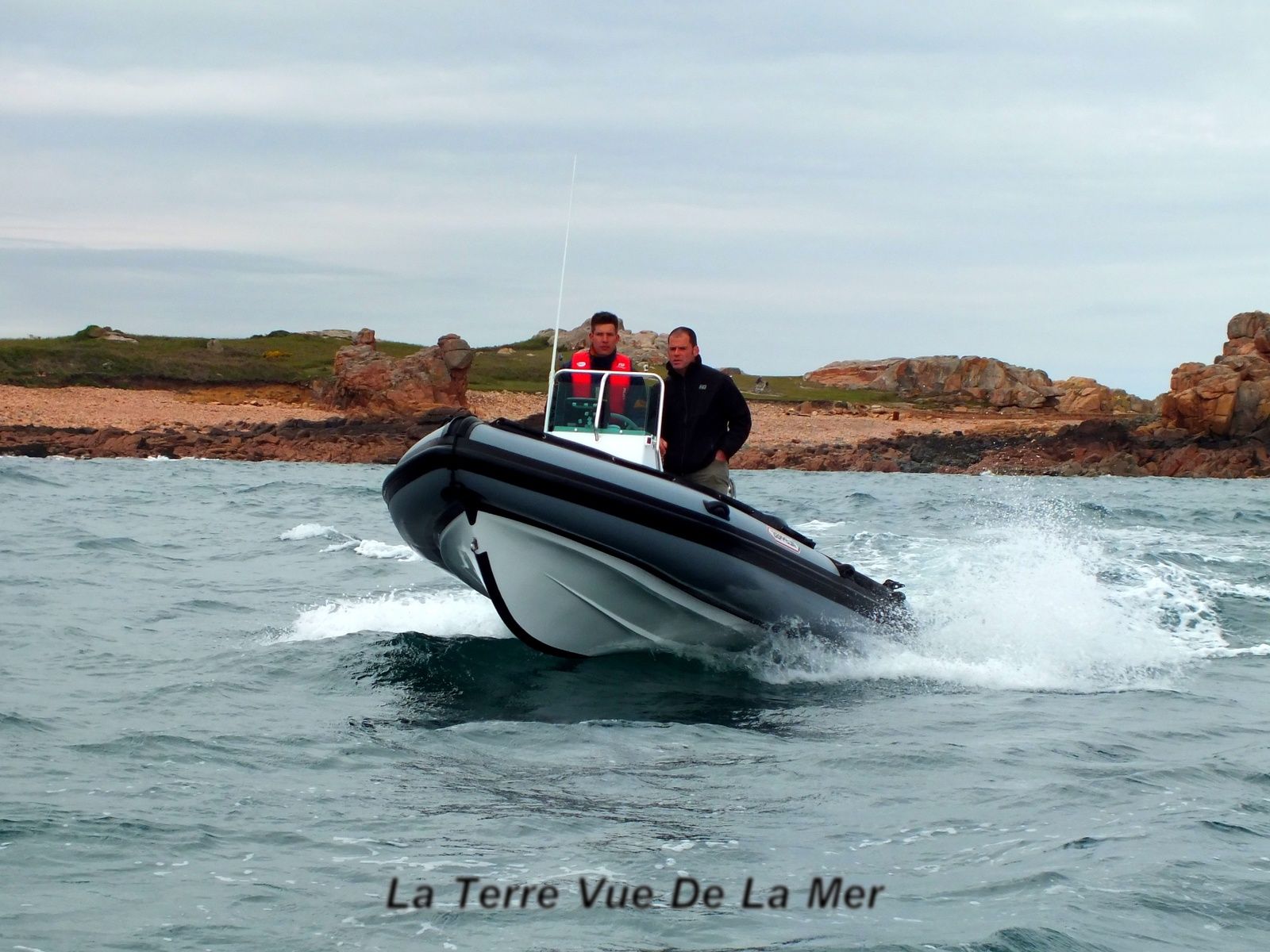 Zeppelin 18 V Pro Suzuki 115 - Le blog d'un passionné de la mer et des ...