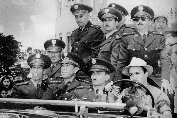 Coup d'État au Guatemala en 1954 - Mémoires de Guerre