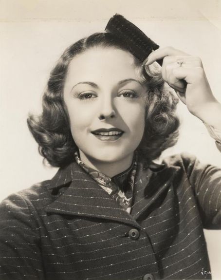 Virginia Field's Instagram, Twitter & Facebook on IDCrawl