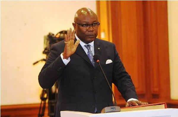 Maganga Moussavou Pierre-Claver - Mémoires de Guerre