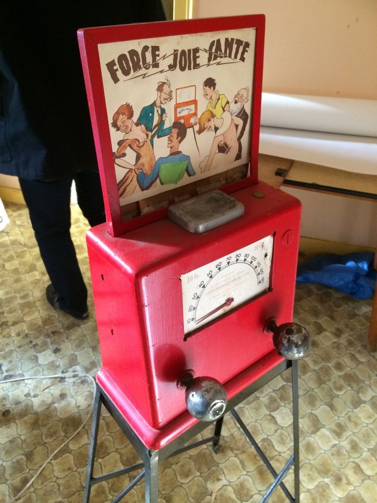 jeu forain - jeux de bistrot ancien Jukebox, scopitone, Flipper jeux forain