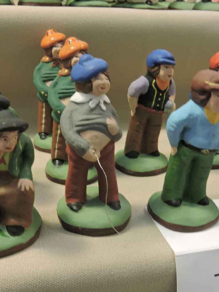 Tarascon, Salon des Santonniers (1/2) - l'estrangiè e li santoun