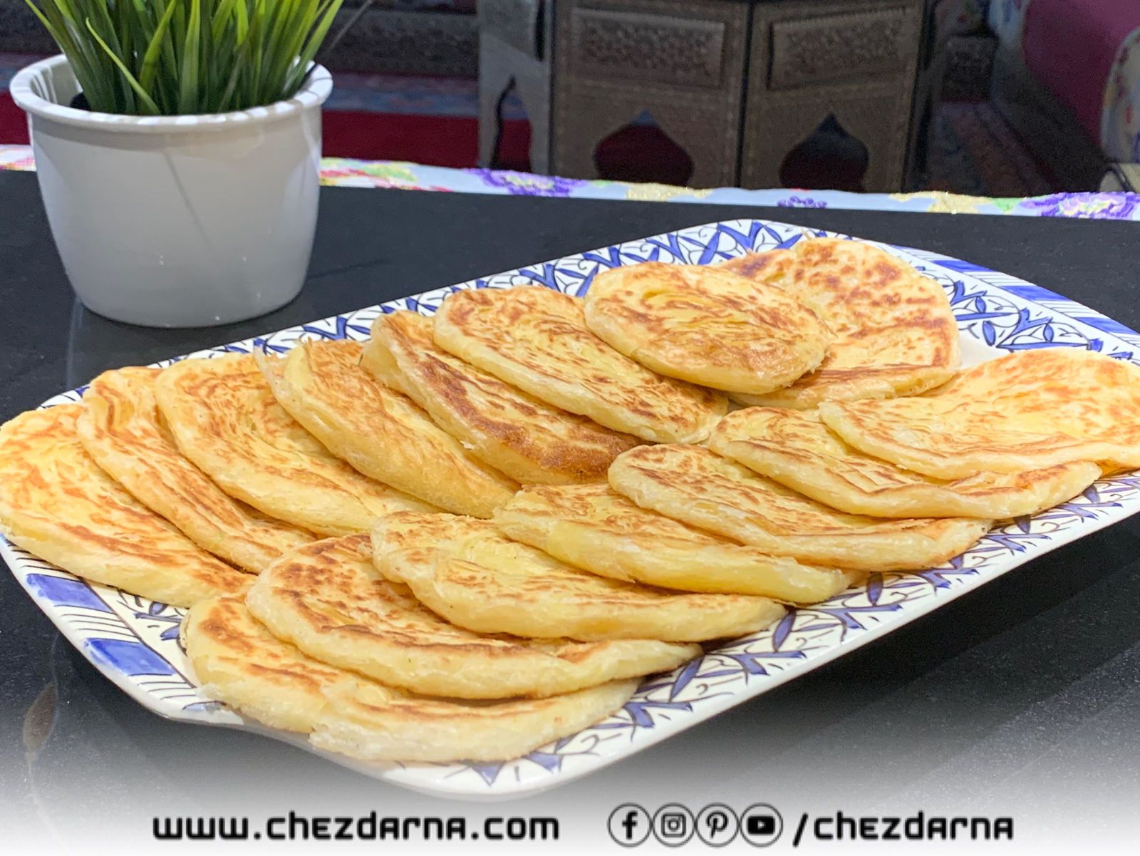 méloui facile/ Easy Moroccan round crêpe ملوي بطريقة سهلة - Chez Darna