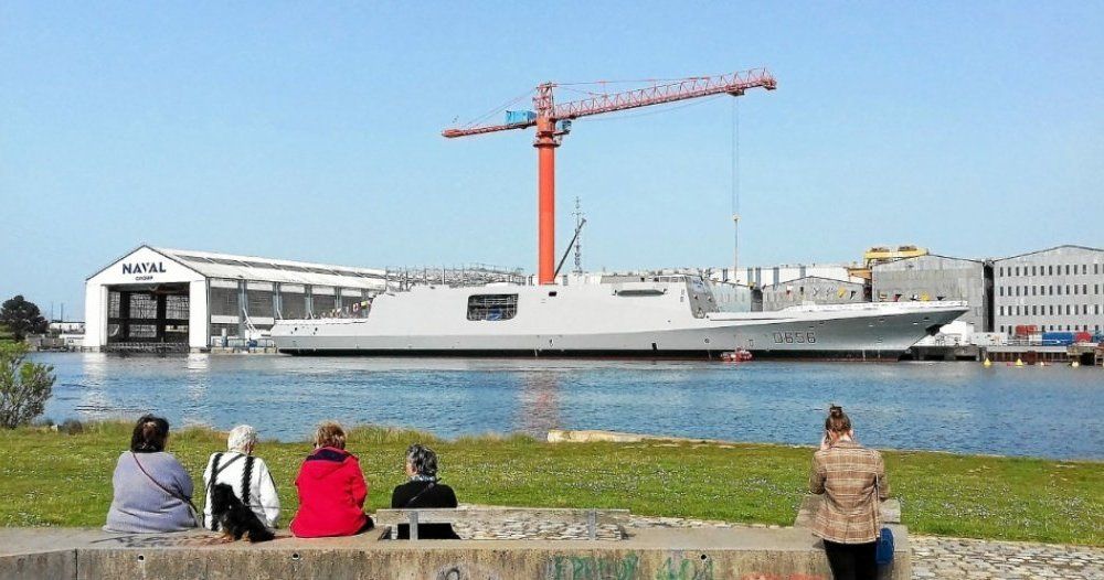 Naval Group met à flot la nouvelle FREMM Alsace - ActuNautique.com
