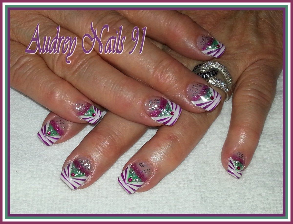 Nail art multi-color, zébré violet - Les Ongles d'Audrey 91