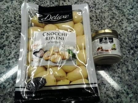 Gnocchi ripieni al tartufo con salsa al tartufo. Entrambi Deluxe (LIDL) - Il Blog di Petardo