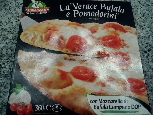 Pizza surgelata "La verace Bufala e Pomodorini" - di Italpizza, da ...