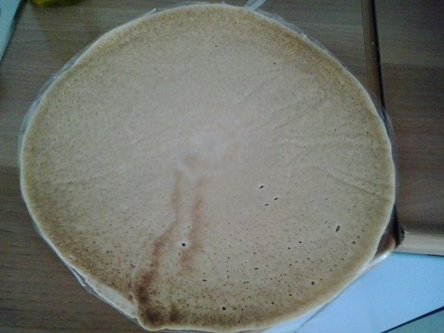 IL testarolo di Pontremoli con pesto e gamberetti o toma della val di ...