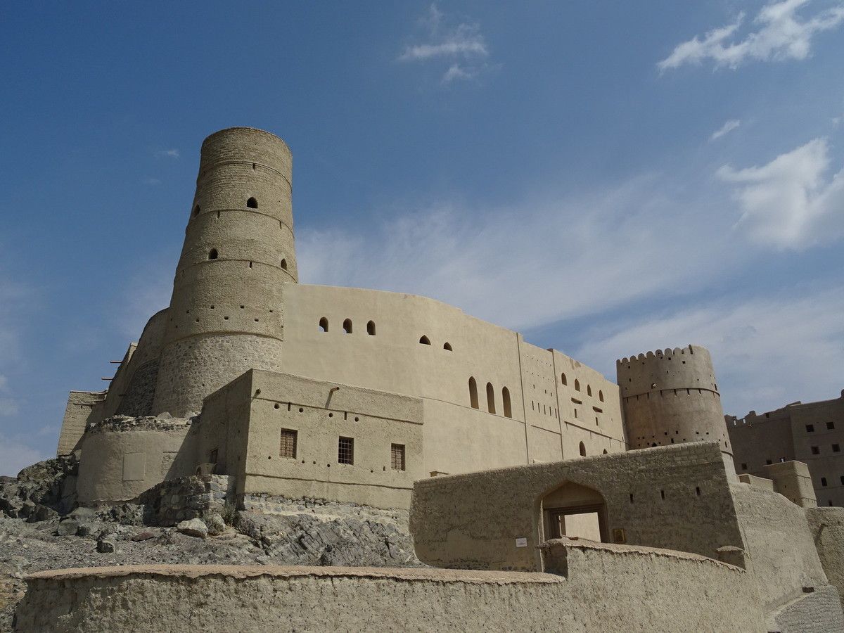 Etape 6, Oman: Wadi Bani Habib, Fort de Bahla - Une maison en montagne