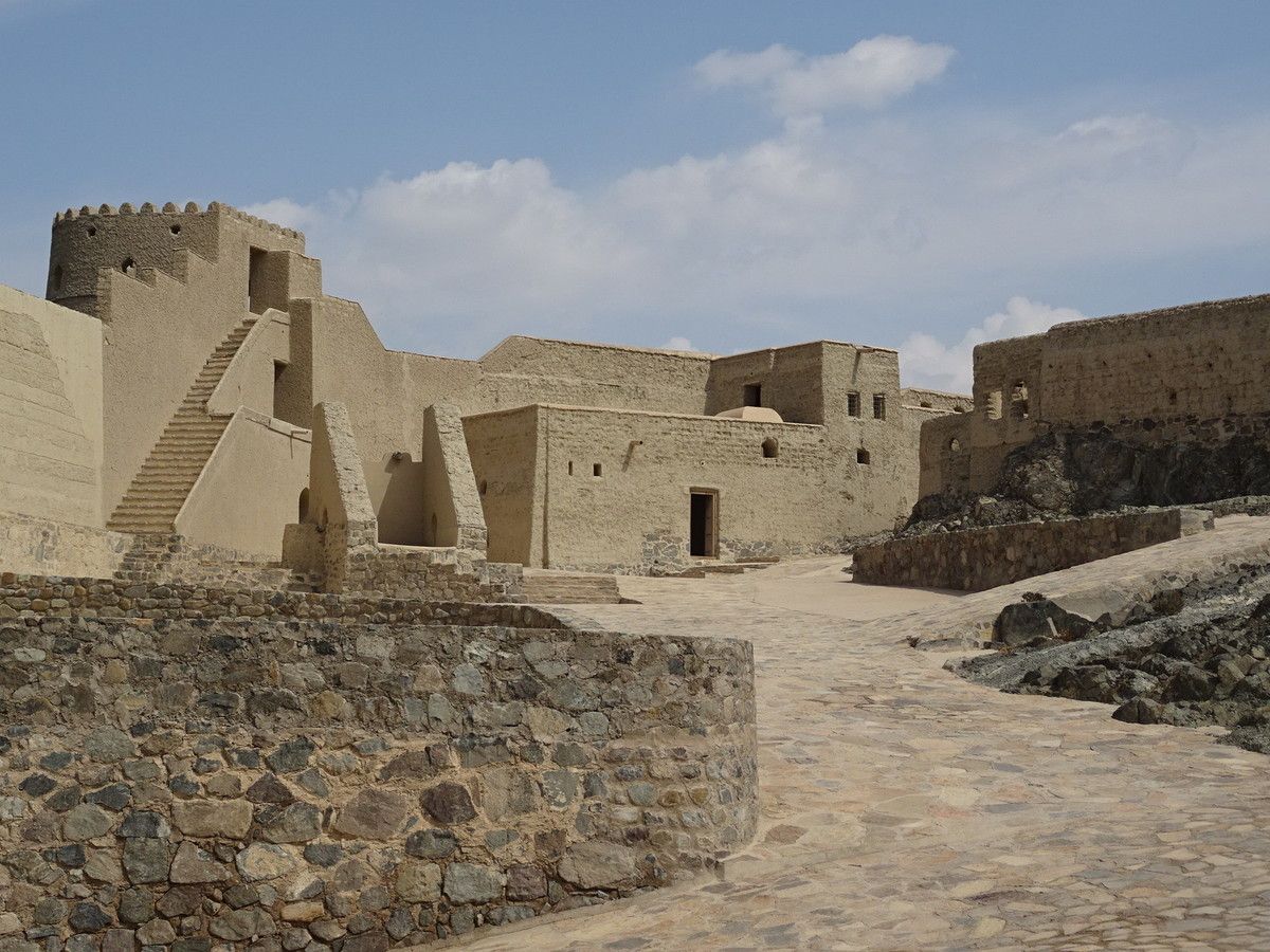 Etape 6, Oman: Wadi Bani Habib, Fort de Bahla - Une maison en montagne