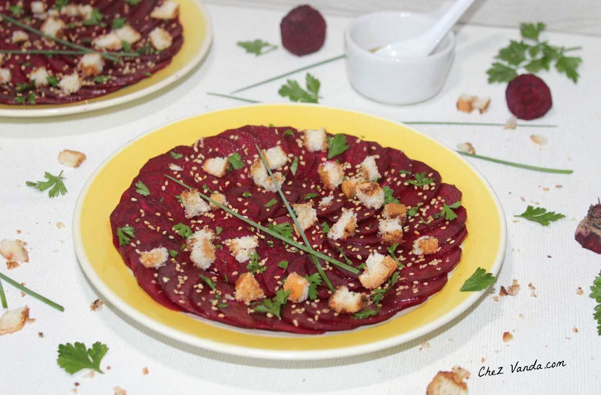 Carpaccio de betteraves aux herbes - Chez Vanda