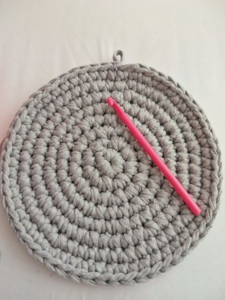 Tutoriel pour un rond parfait crocheté en mailles serrées sur un noeud ...