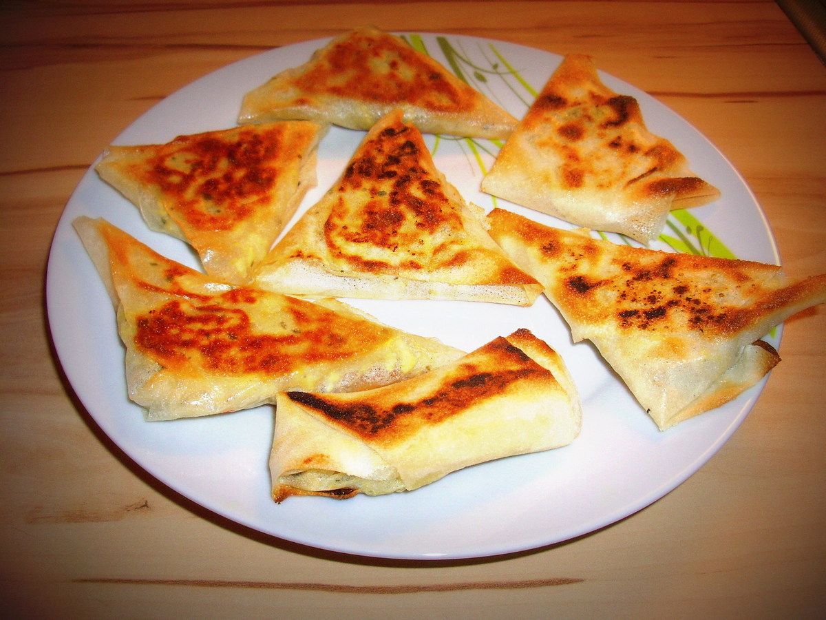 Samoussas au poulet, carré frais et menthe - Elodie cuisine pour vous ...