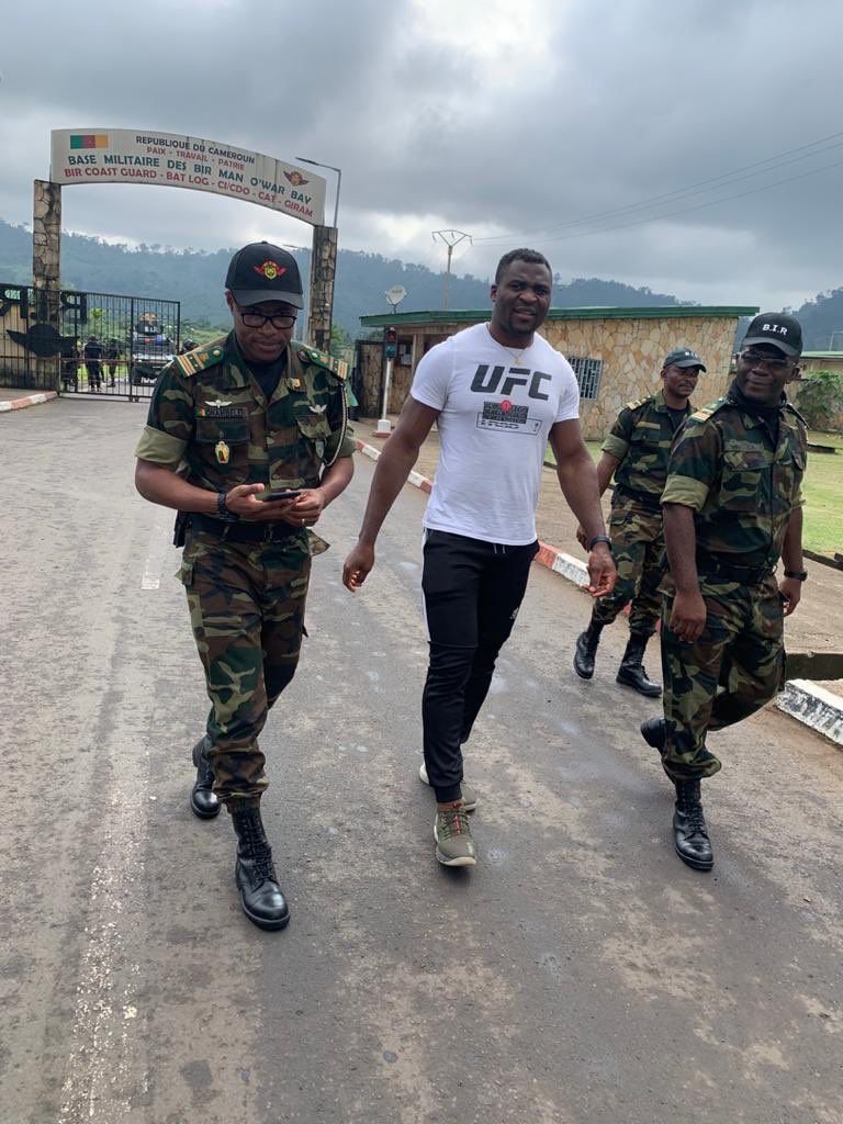 (Les photos) : Espoir Matomba trouve inadmissible le lynchage de ...