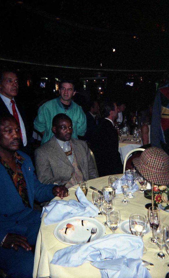 (Photos) : Mes photos de Norbert Ekassi et Joe Frazier à Paris ...
